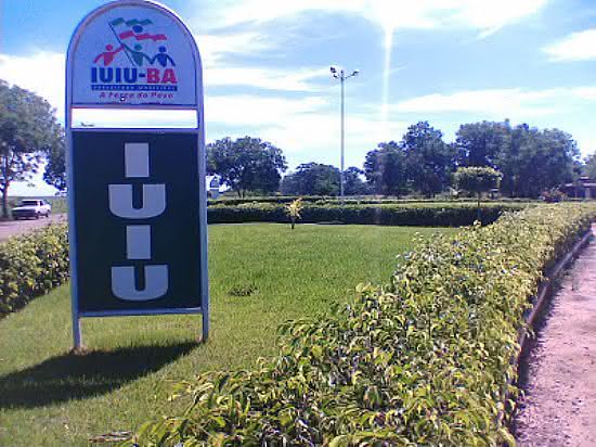 Iuiú completa 29 anos neste sábado (24) - Folha do Vale