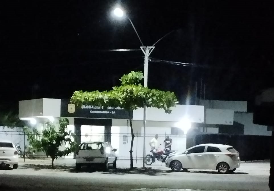 Justiça decide hoje se Júnio Guedes deixar prisão em Carinhanha - Folha ... Justiça decide hoje se Júnio Guedes deixar prisão em Carinhanha - Folha ...